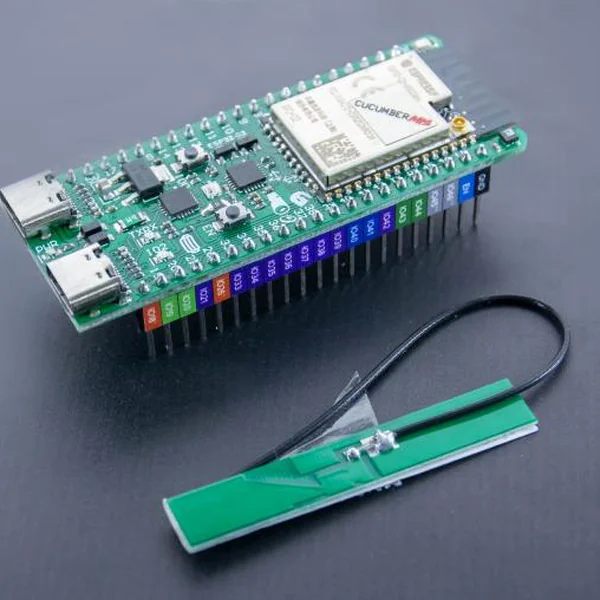 Cucumber MIS Gravitech ESP32-S2 WiFi Dev Board with Sensors - GRAVITECH THAI (THAILAND)